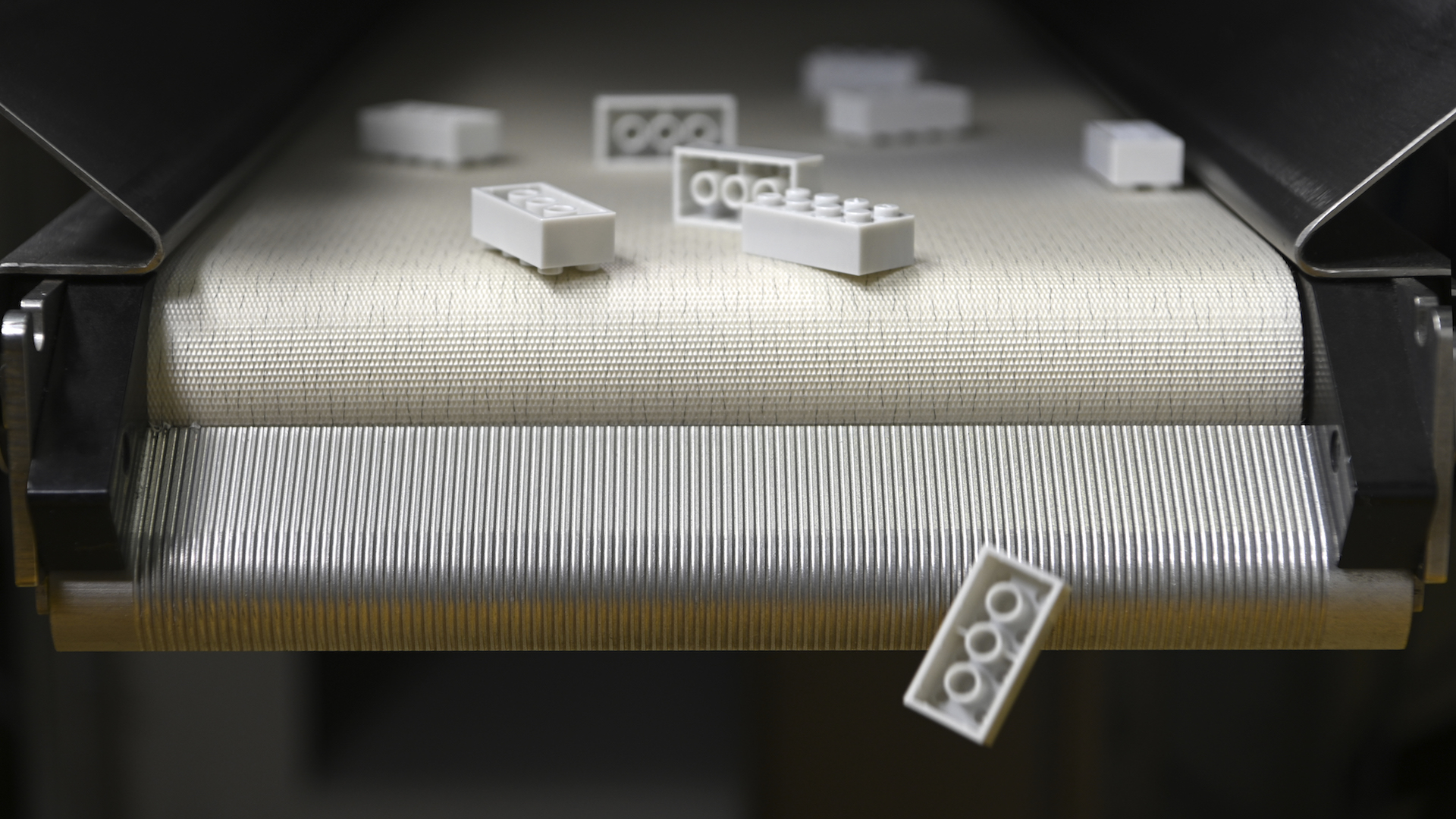 Lego’s new bricks are made from recycled plastic bottles - Viable Earth