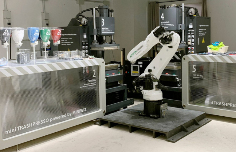 Solar-powered recycling machine 'Trashspresso' turns plastic waste into ...