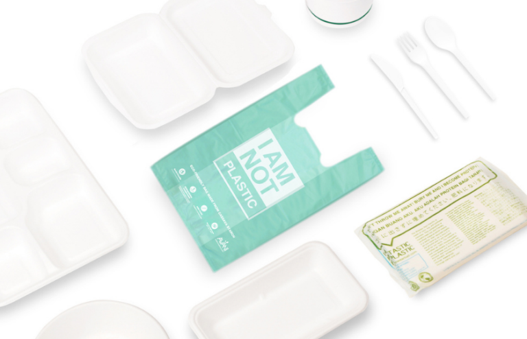 This plastic-free Cassava bag dissolves in hot water - Viable Earth